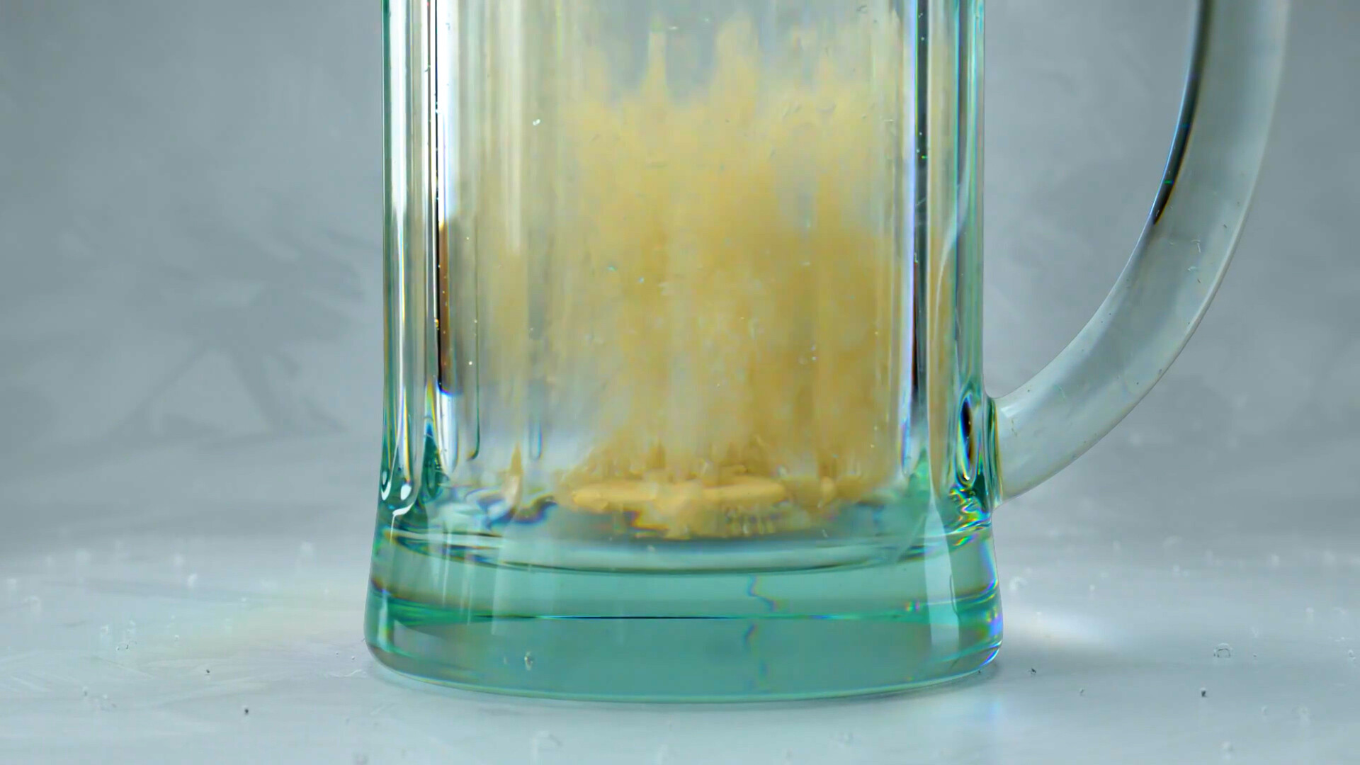 ArtStation - Effervescent tablet in cinema4d , octane render , x-particle , turbulenceFD