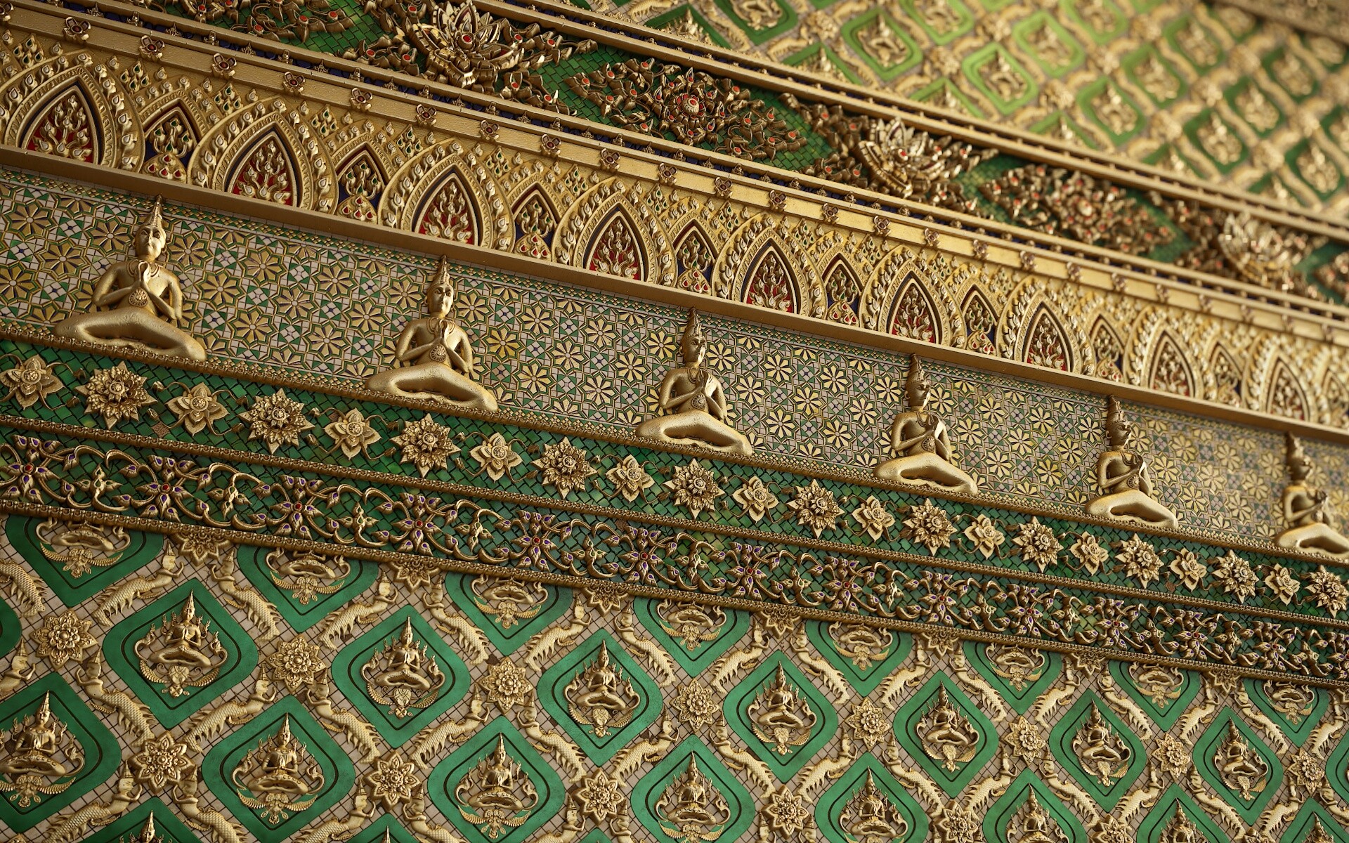 ArtStation - Golden Temple Wall - Substance Designer