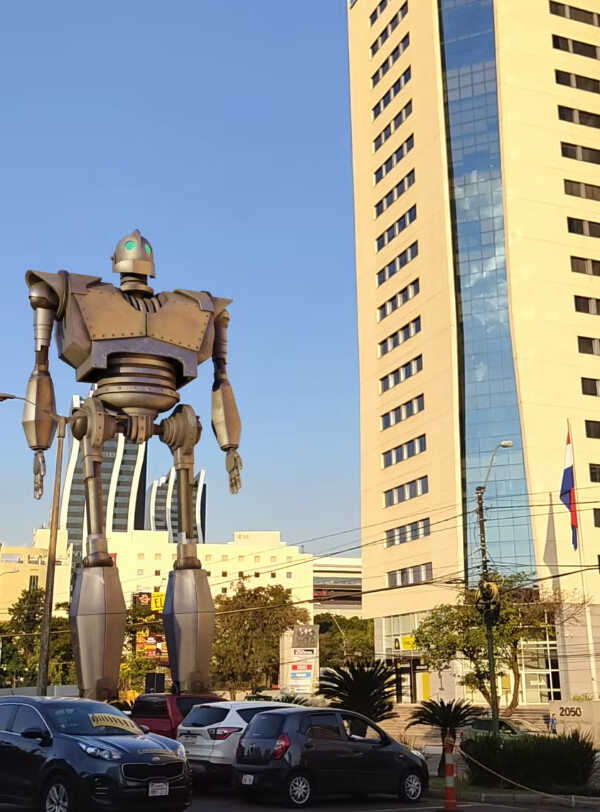 ArtStation - IRL - Walking Iron Giant