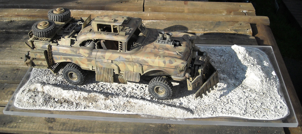 Robert LePine - Mad Max, Heavy CHEVY!!! 1/12 Kitbash!