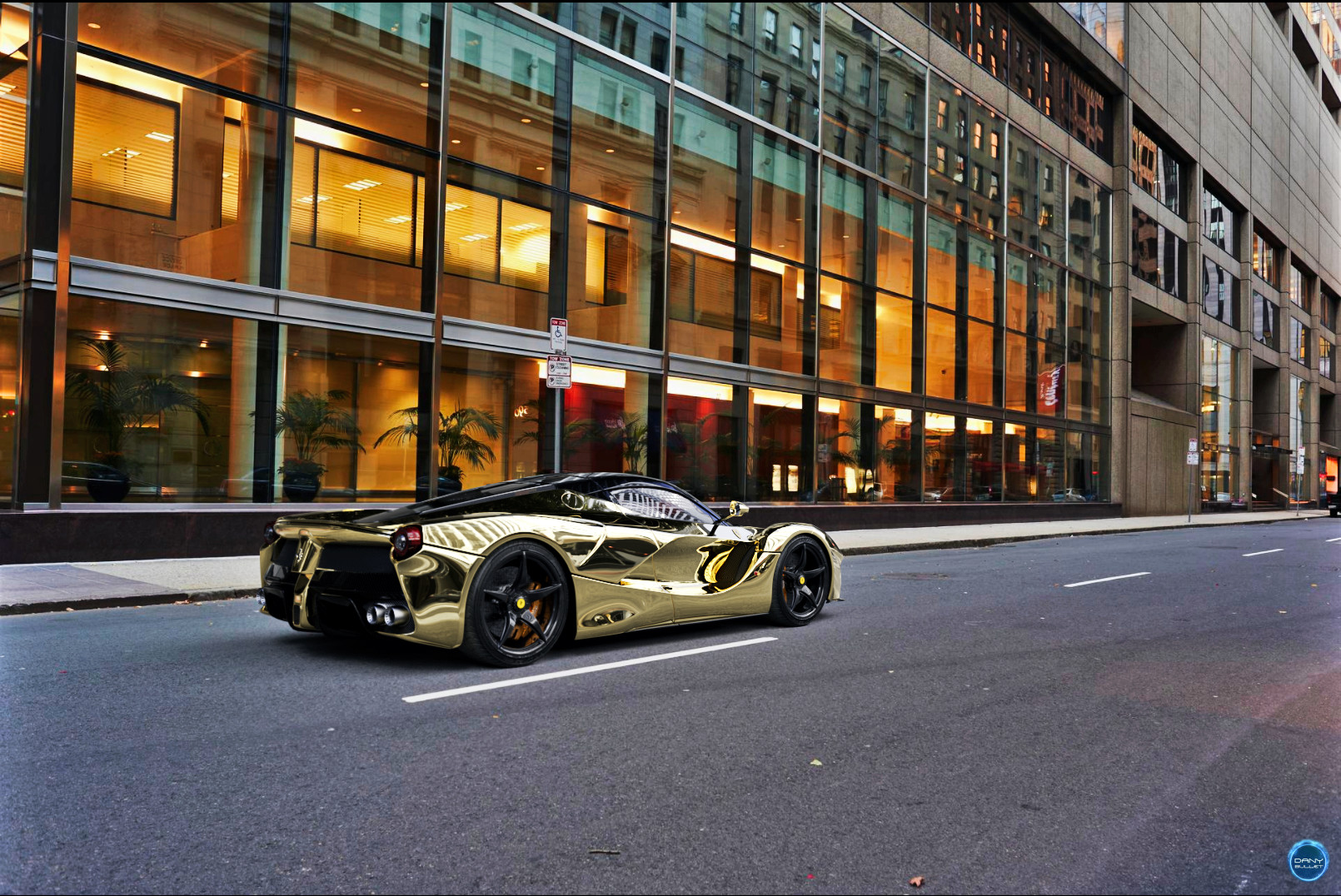 Ferrari Laferrari Gold
