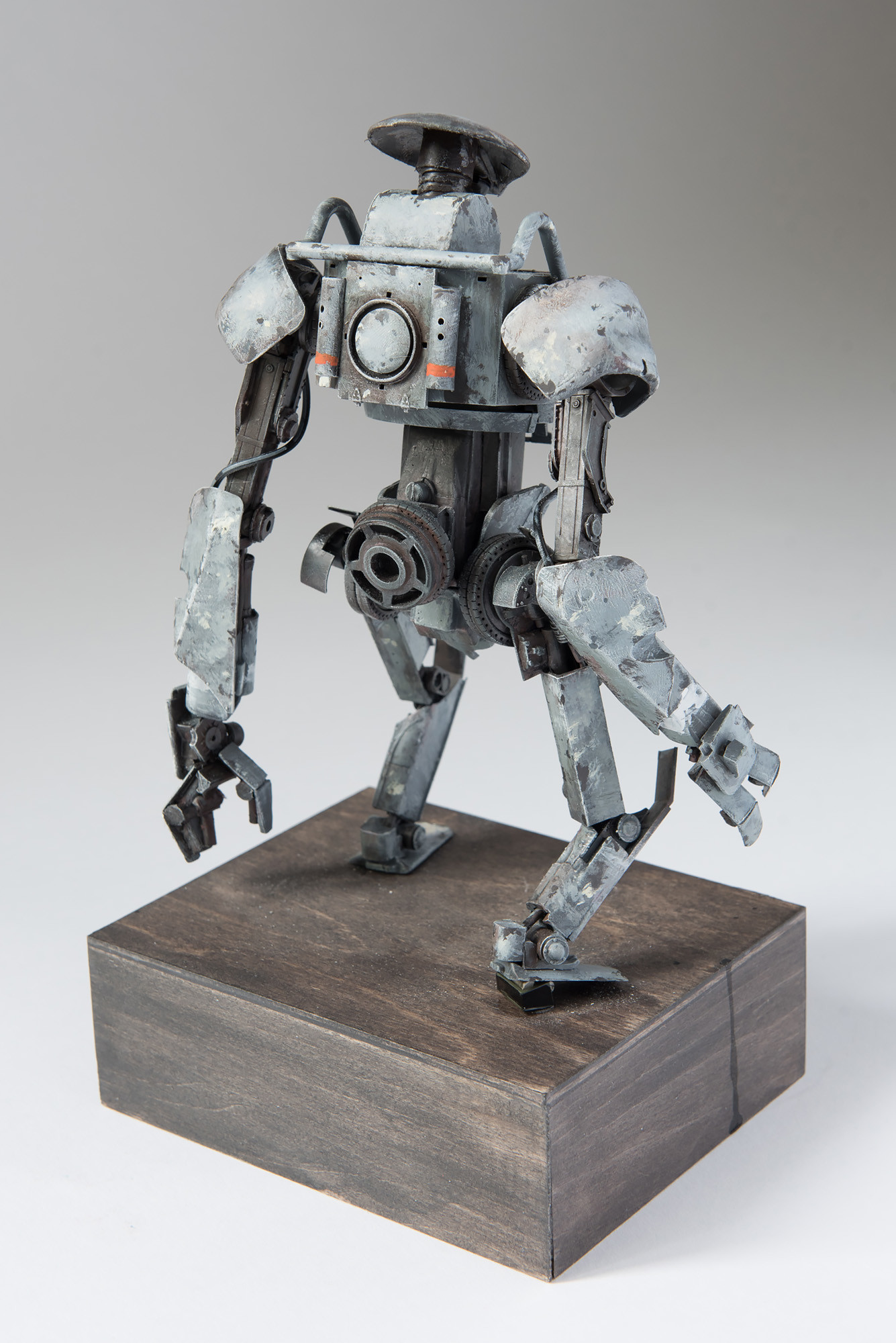 Guillaume Menuel - Mecha Kibash [More in Comments] : r/Kitbash