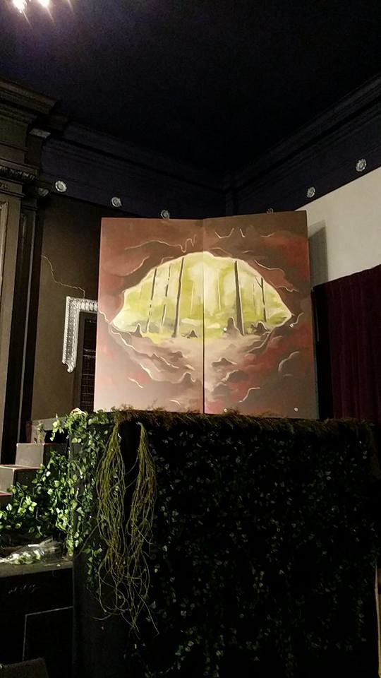 Kit Glogovsky - Set Design