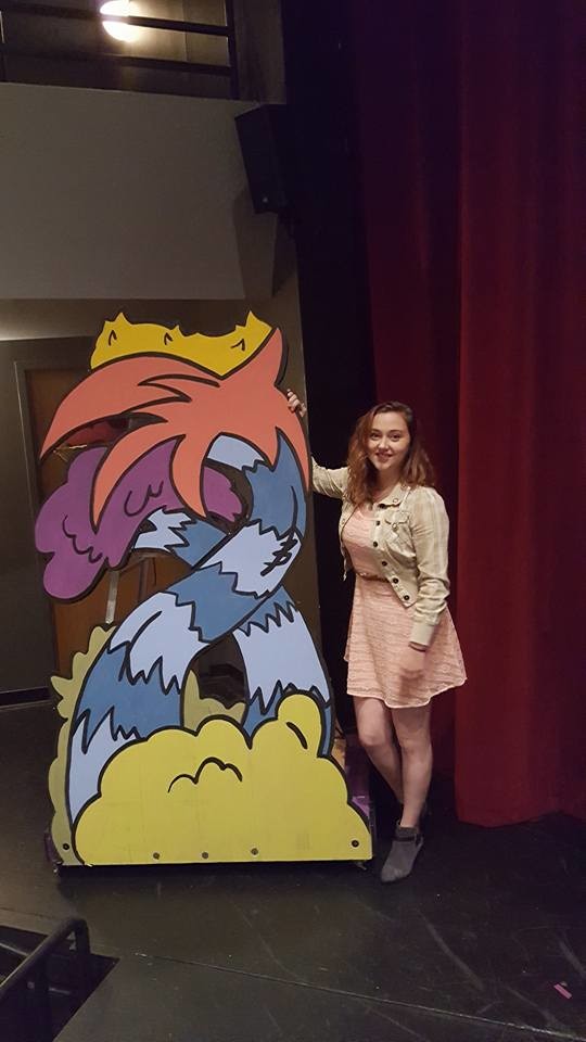 Kit Glogovsky - Set Design