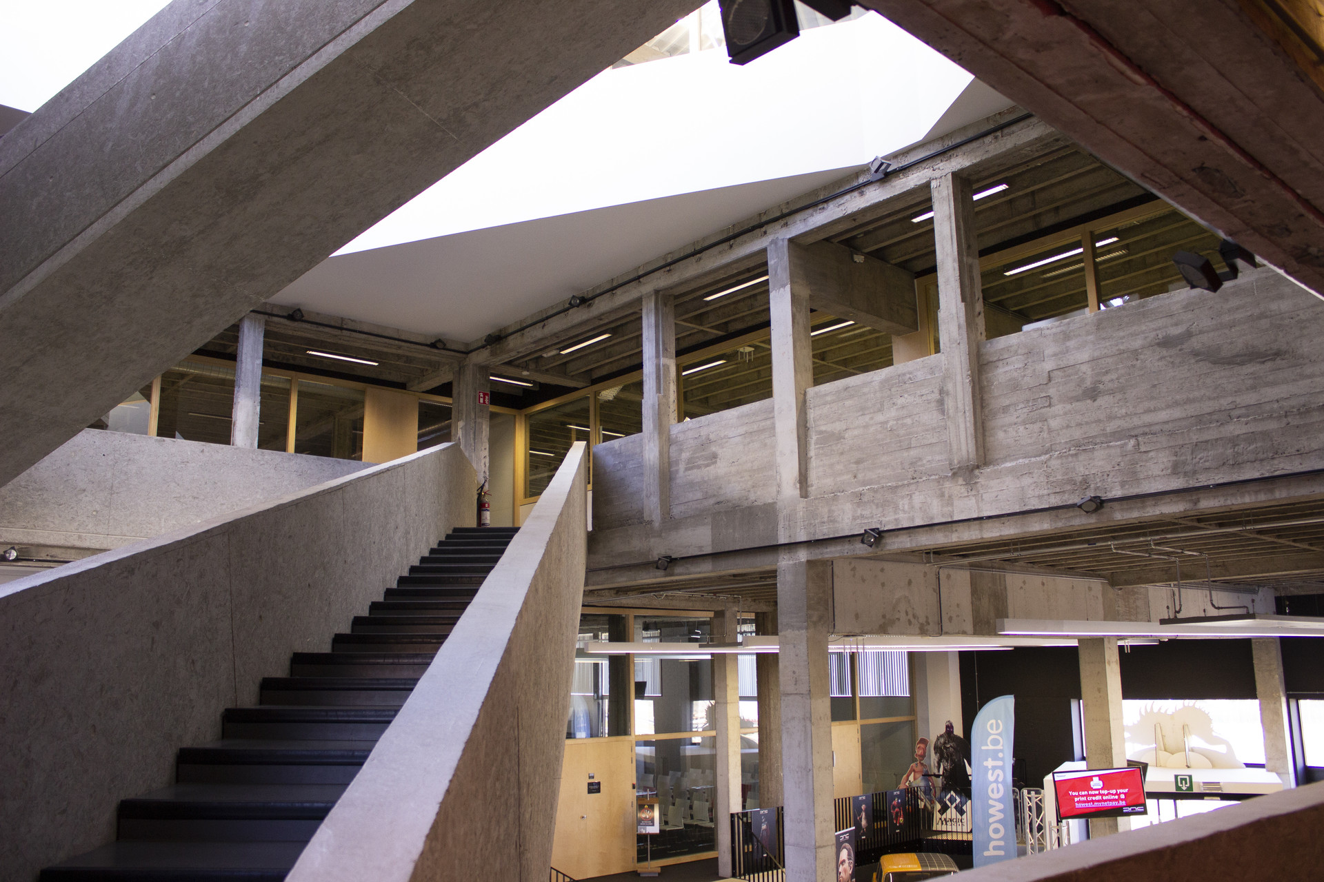 Thibaut Van Waeyenbergh - VFX Group Project 1