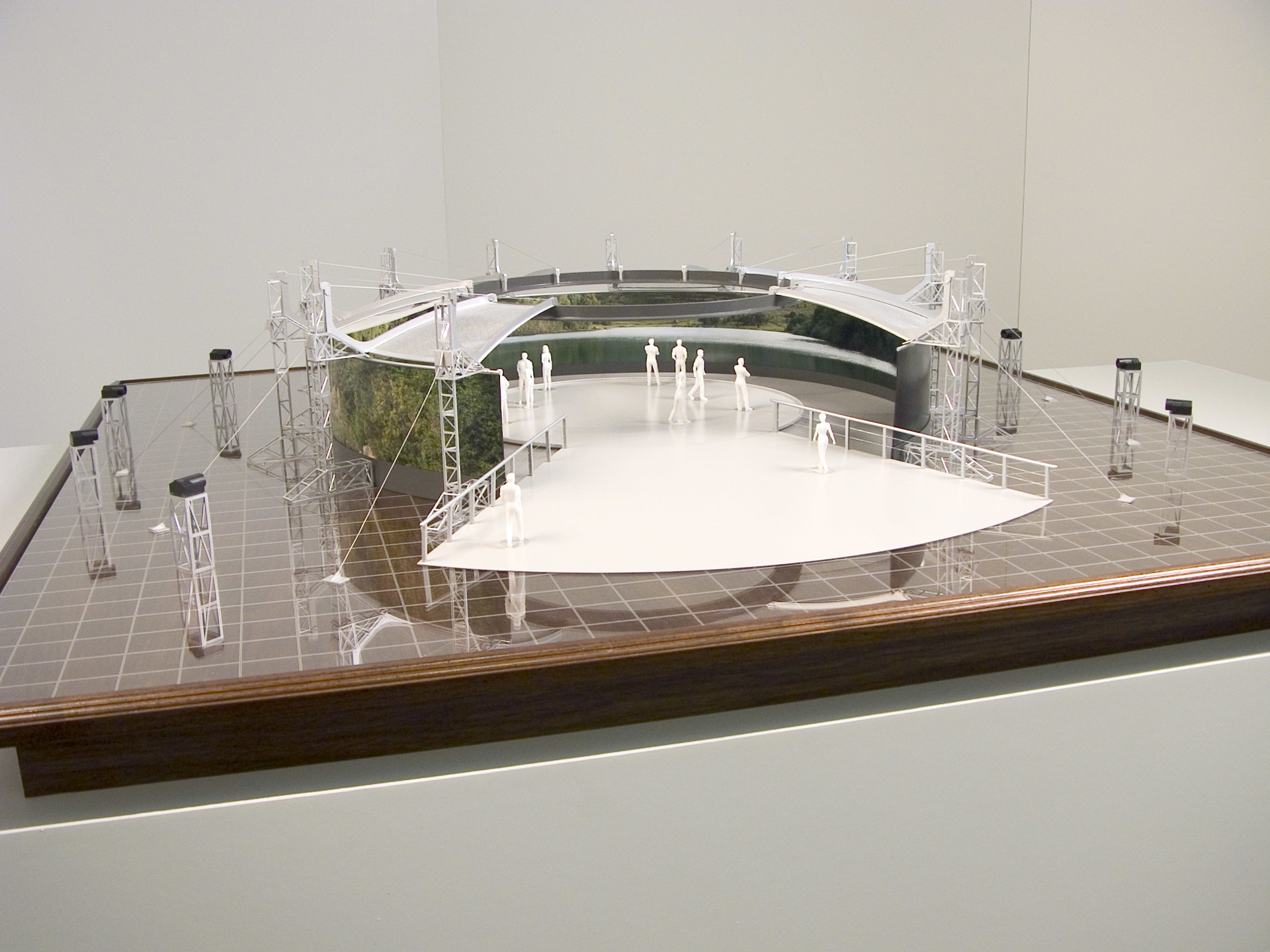 Dana Klaren - Scale Models