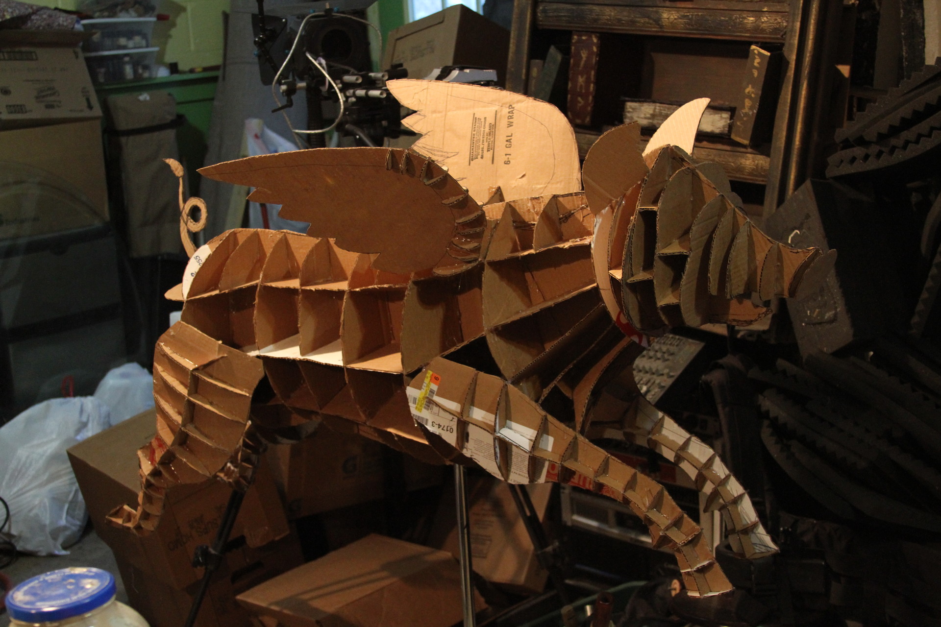 ArtStation - Cardboard matrix flying pig. Unfinished.