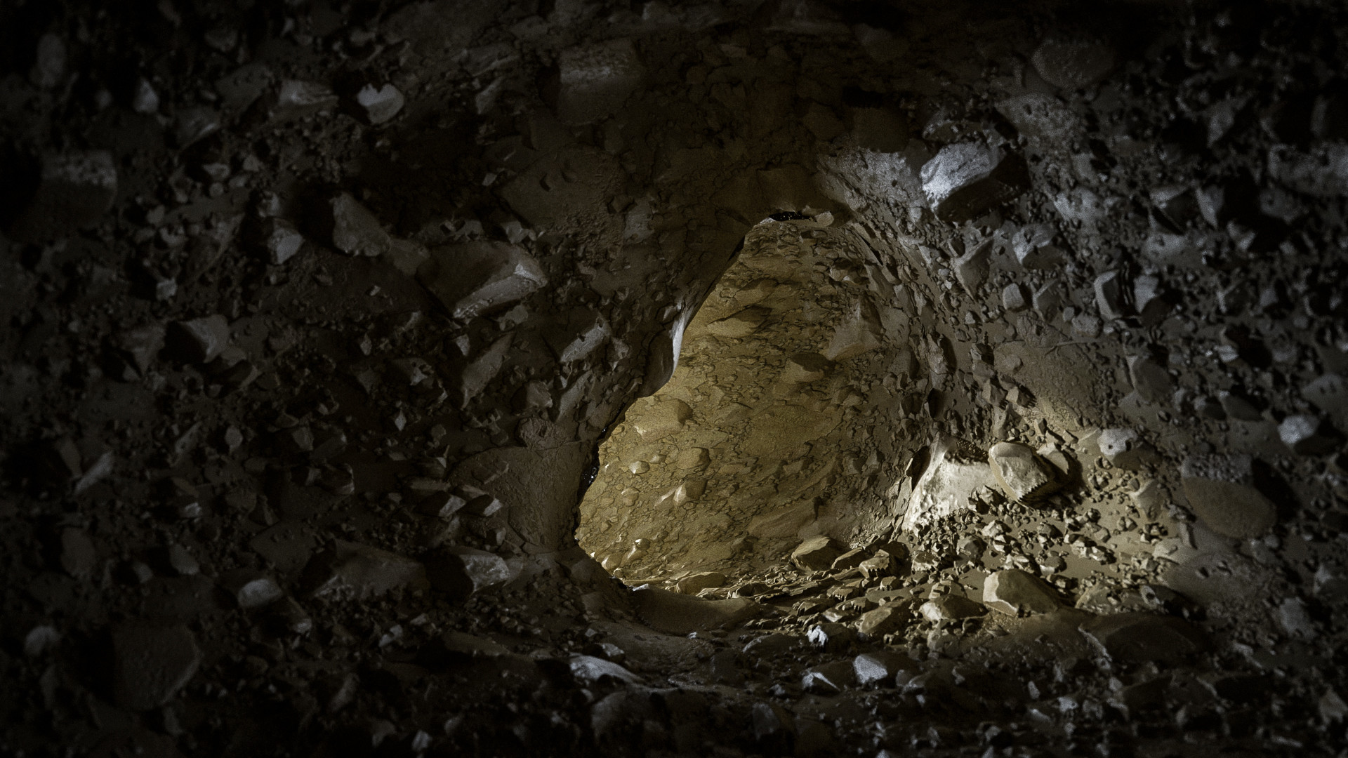 ArtStation - Cave Rock - Substance Tile