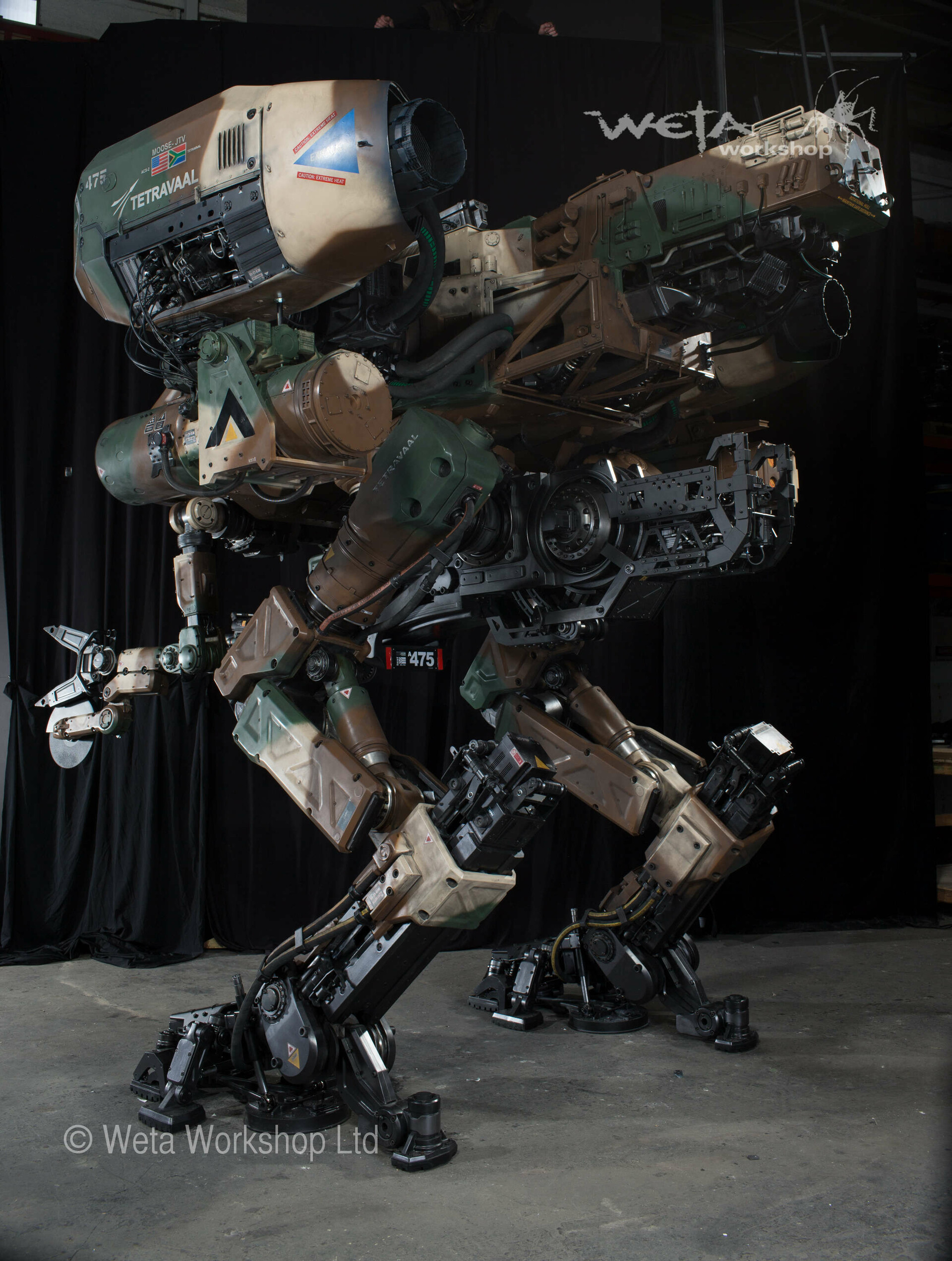EDWARD DENTON - EDRED INDUSTRIES - CHAPPIE: THE MOOSE - Full Scale