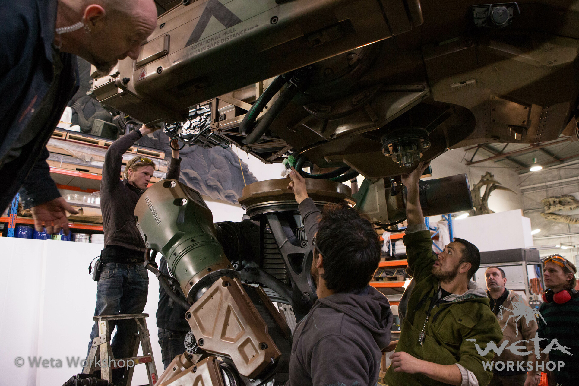 EDWARD DENTON - EDRED INDUSTRIES - CHAPPIE: THE MOOSE - Full Scale