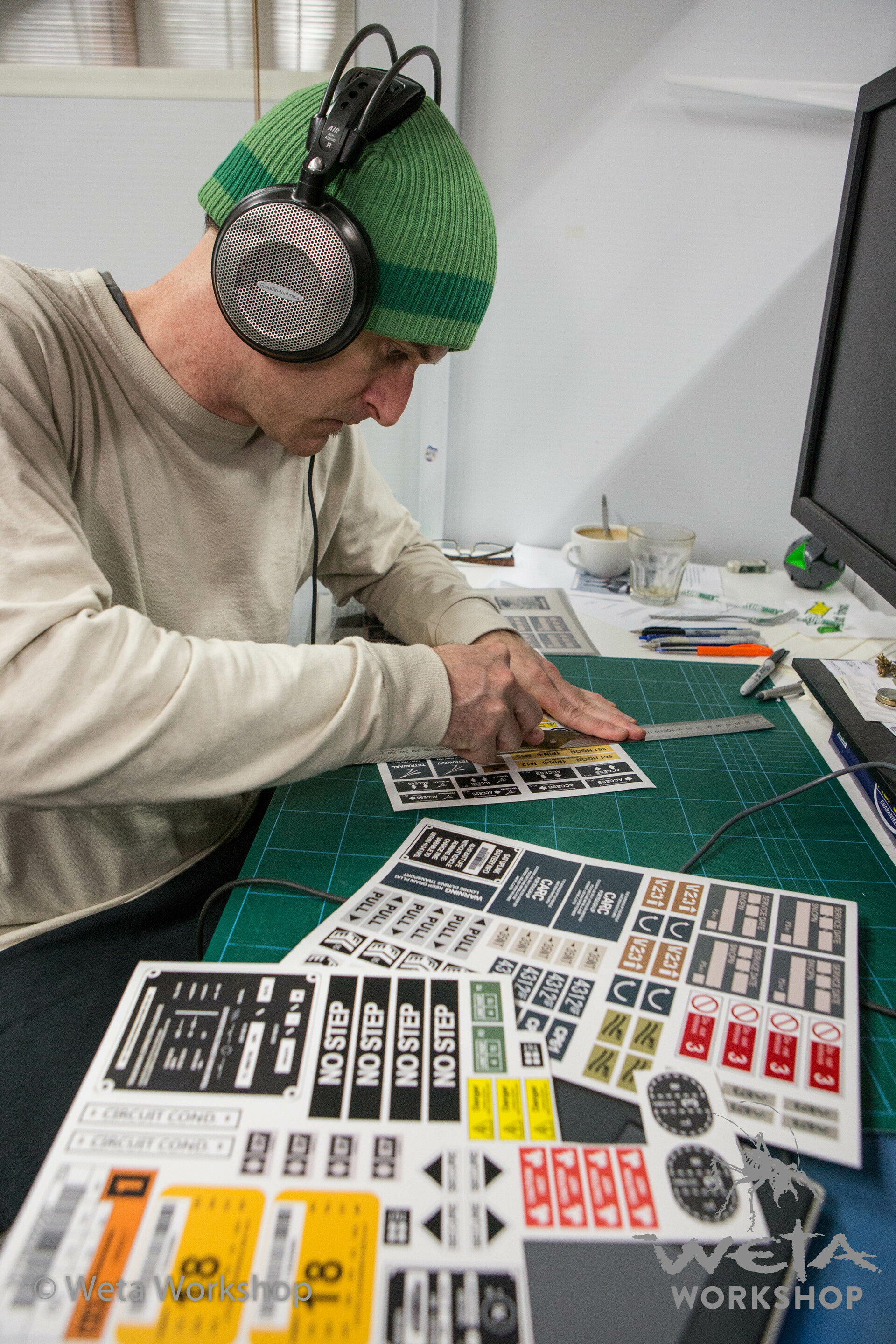 EDWARD DENTON - EDRED INDUSTRIES - CHAPPIE: THE MOOSE - Full Scale