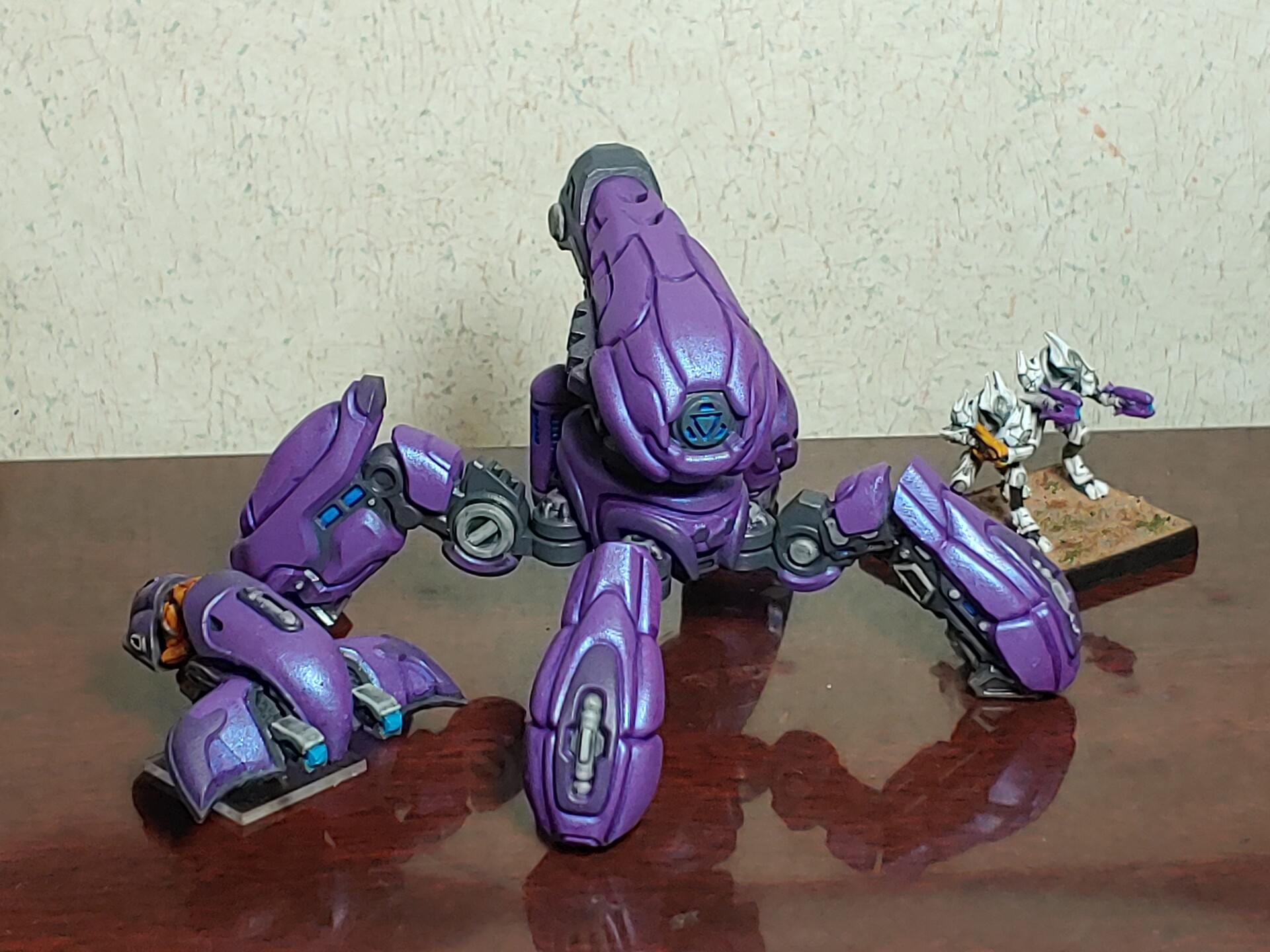 Vincent Colborn - Covenant T30 Locust - 15mm Scale