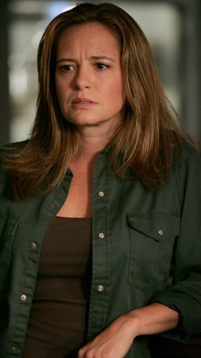 Nahomy Rodriguez - SUPERNATURAL HEARTS - ELLEN