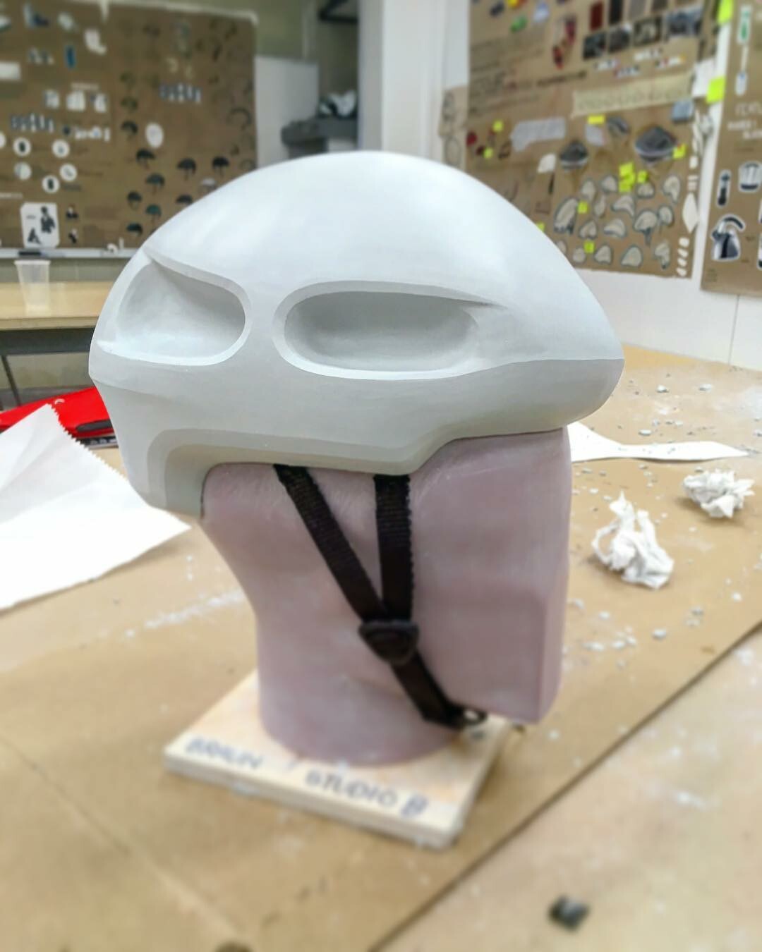 ArtStation - Braun bike helmet - Final Clay Model