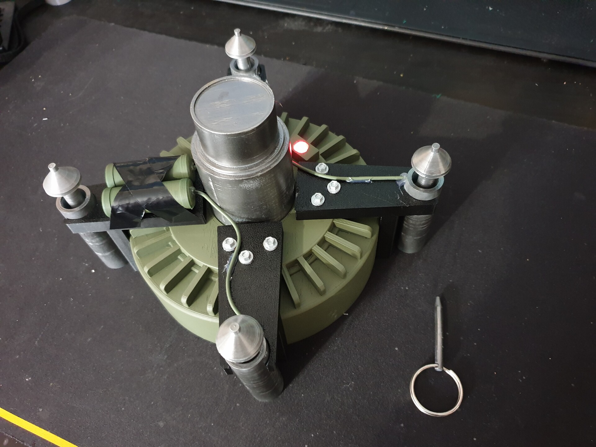 Andrew "Andarne" Campbell - Fuze's Cluster Charge