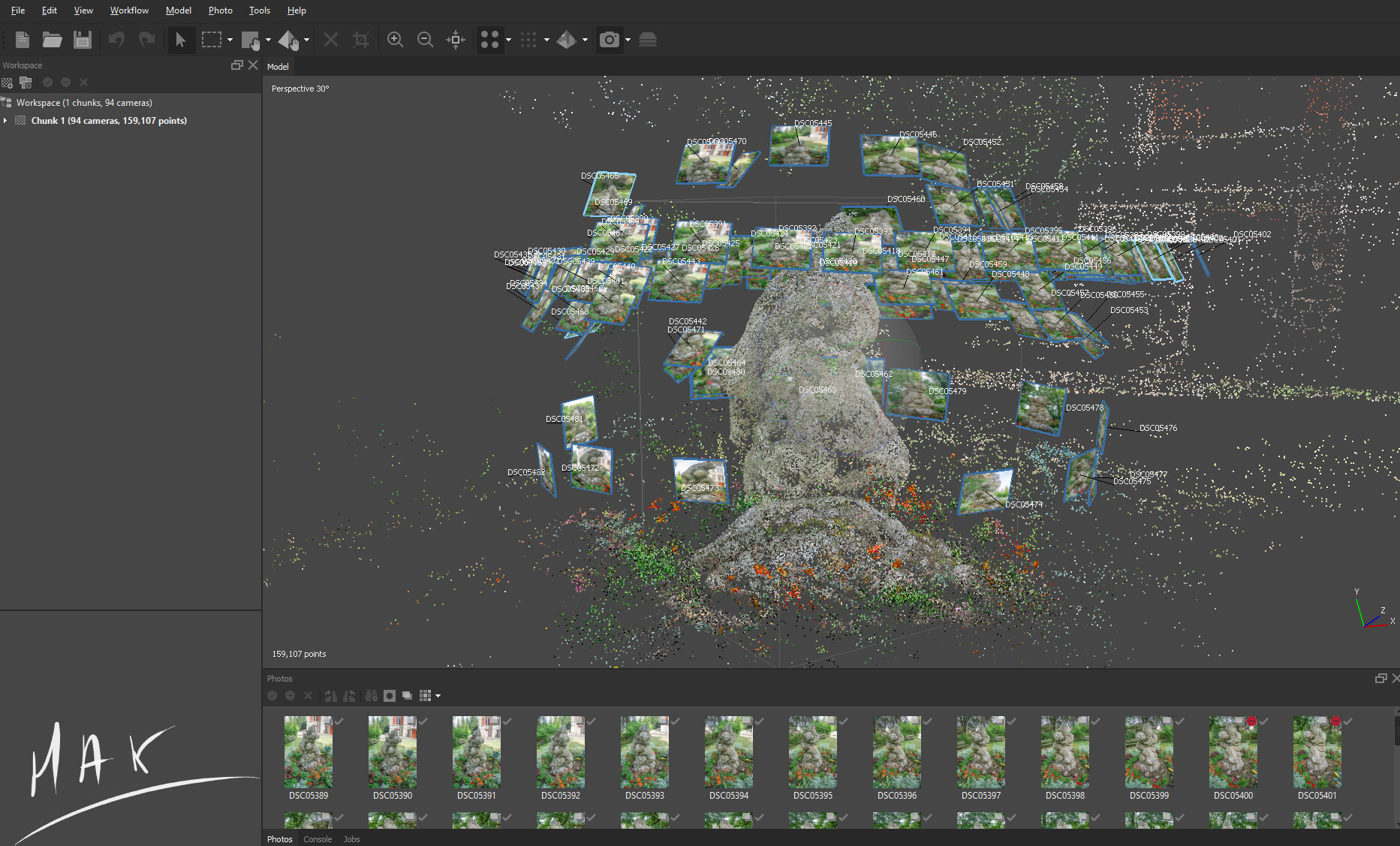 MAKRAM DAOU - Broken Statue