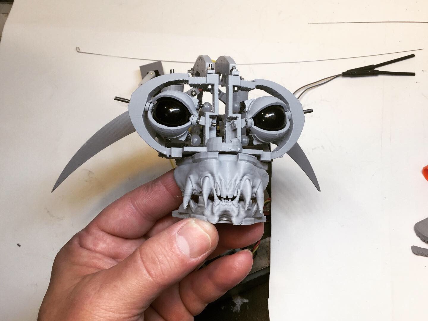 Gary Willett - Baby animatronic