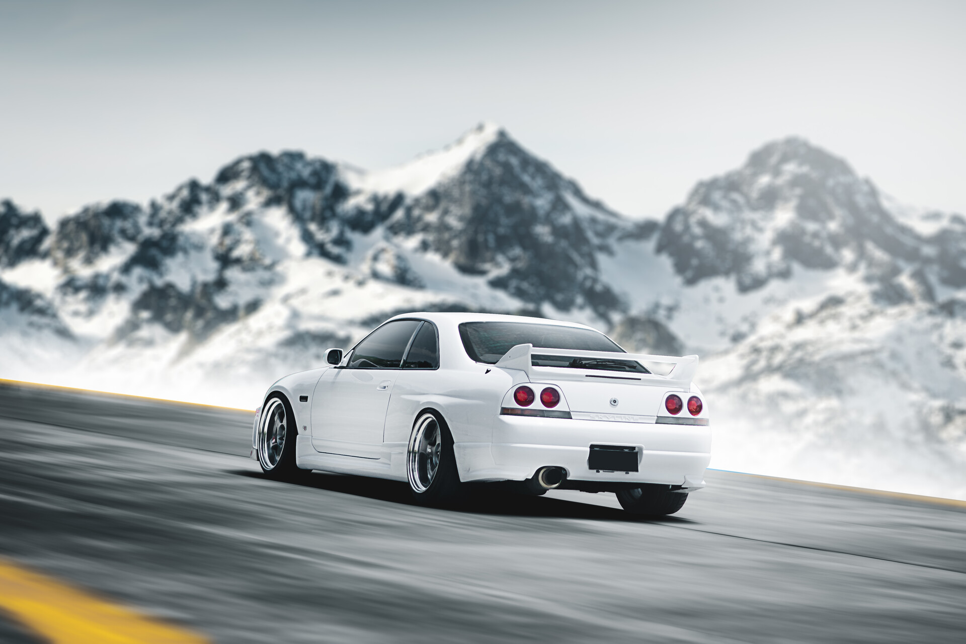 Nissan Skyline R33 Wallpaper