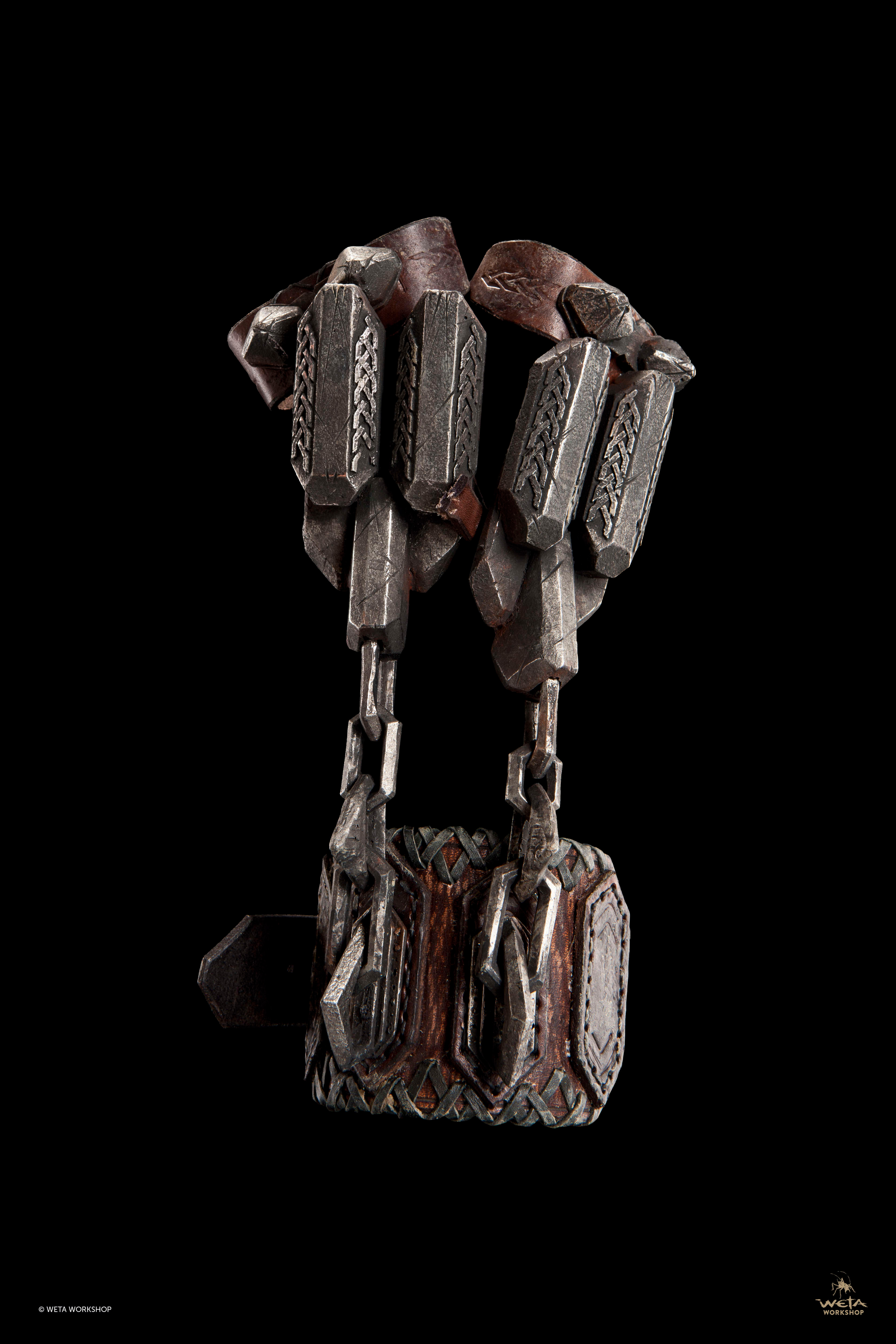 dwalin knuckle dusters