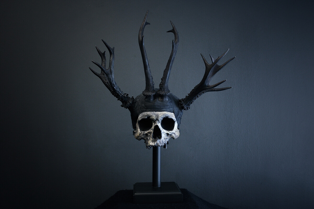 Axel Torvenius - Horned skull king Behemoth traditional sculpture