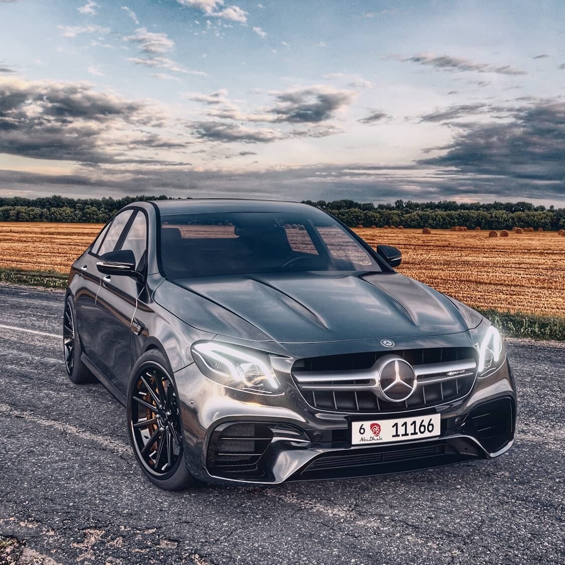 The Render Box - Mercedes-Benz E63 AMG