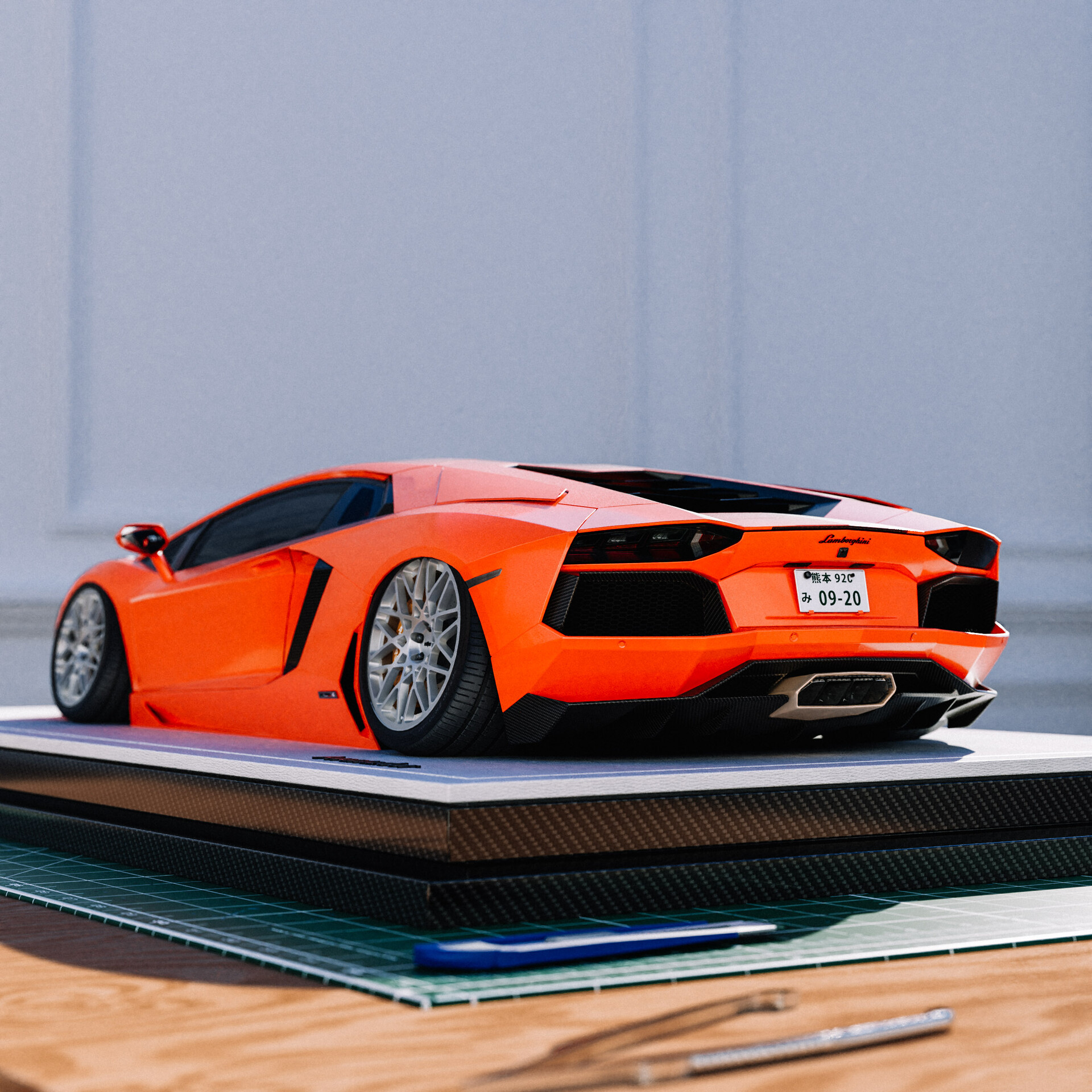 trestonchen - 1:8 Lamborghini Aventador/アヴェンタドール on Rotiform BLQ (モデルカー)