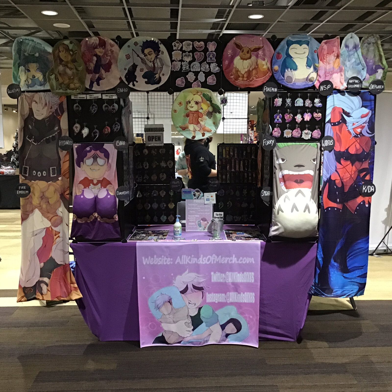 Hiro ・ AllKindsOfYES - 2020 Artist Alley Display