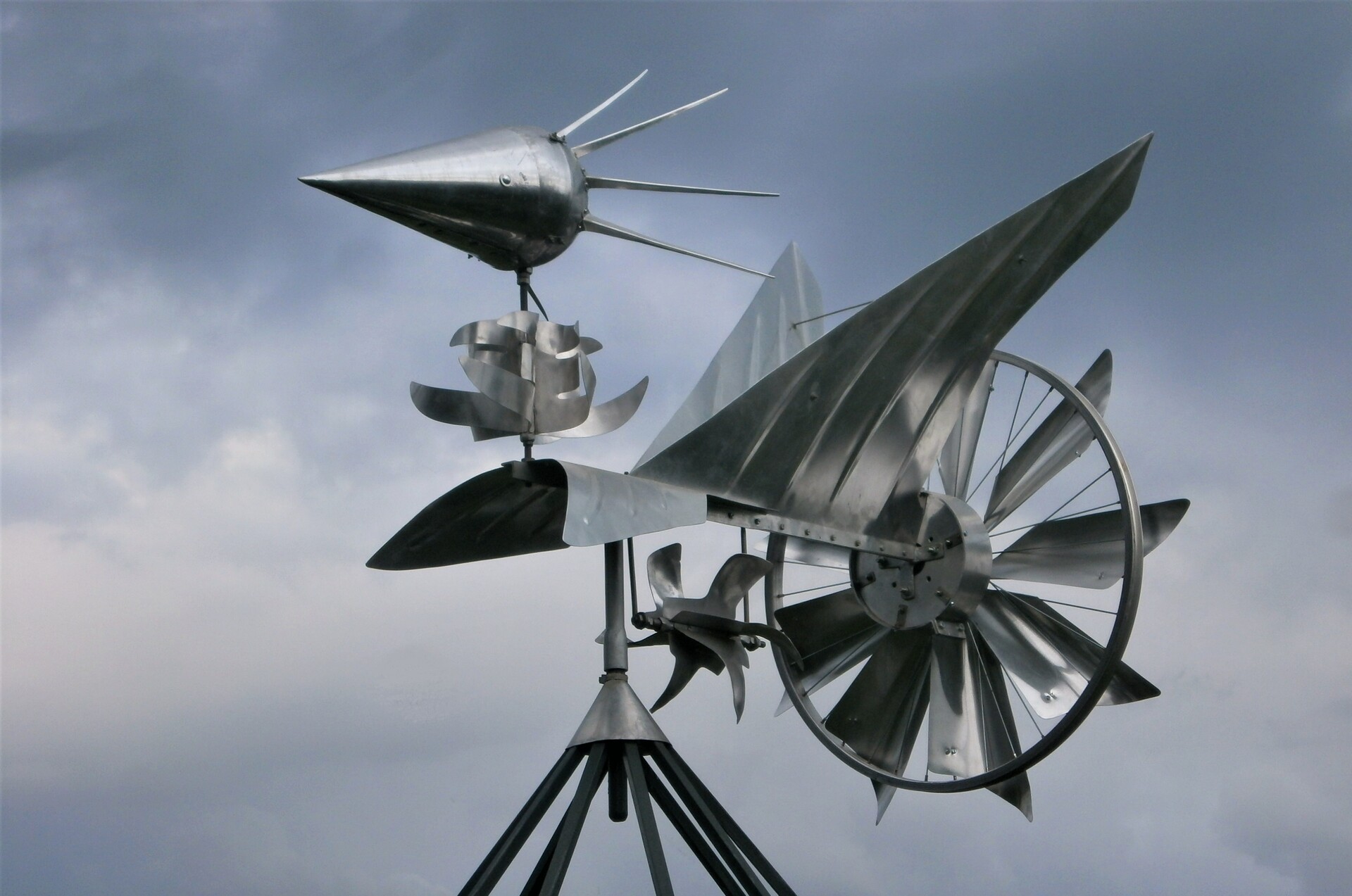 ArtStation - Wind Powered Kinetic Sculpture