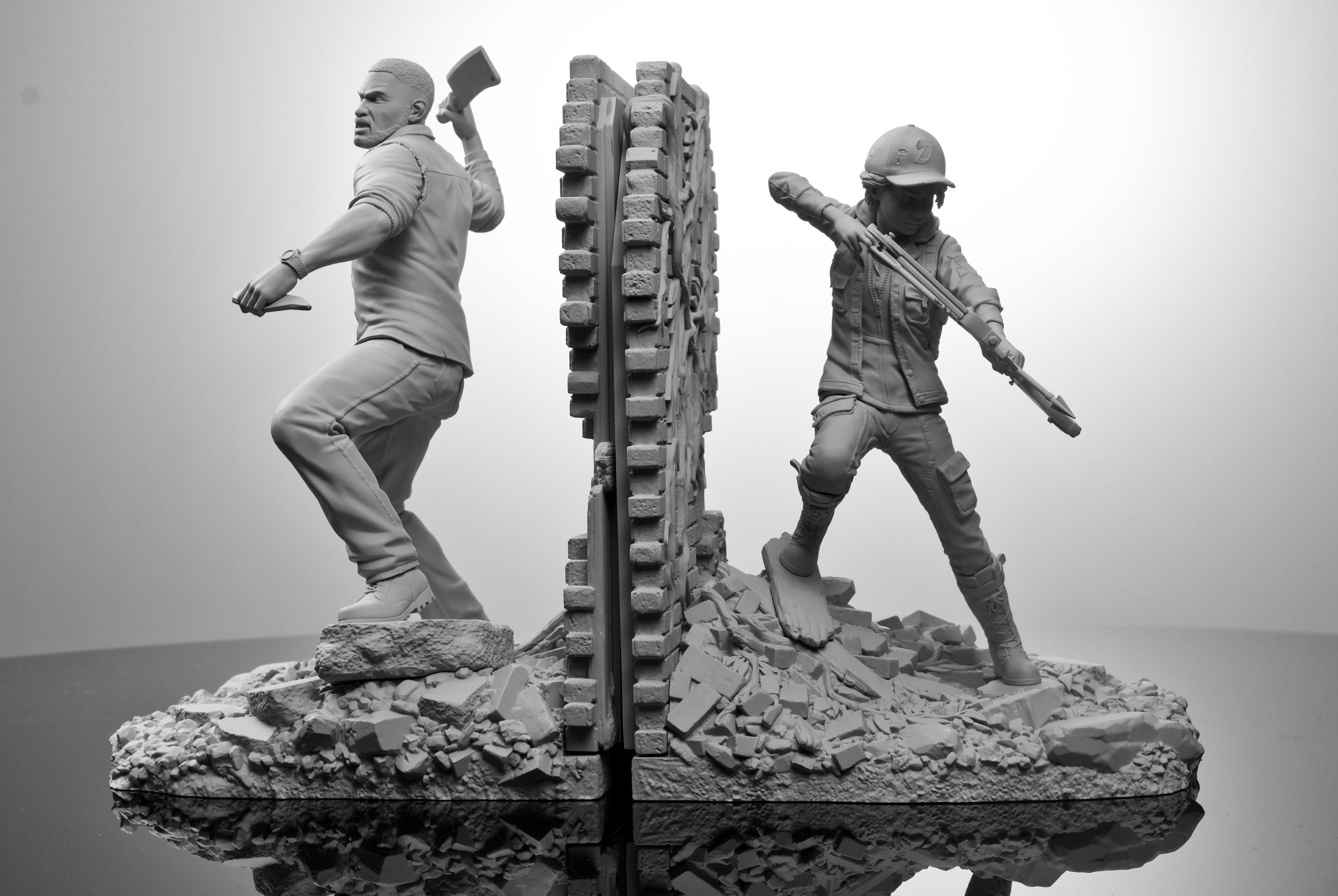 Michael Jenkins - Telltale's The Walking Dead: Lee and Clem Statues