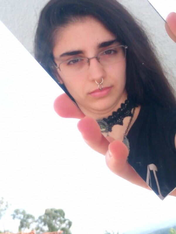 Patrícia Faria _ AltTabMt - Auto representation ( ︿ )