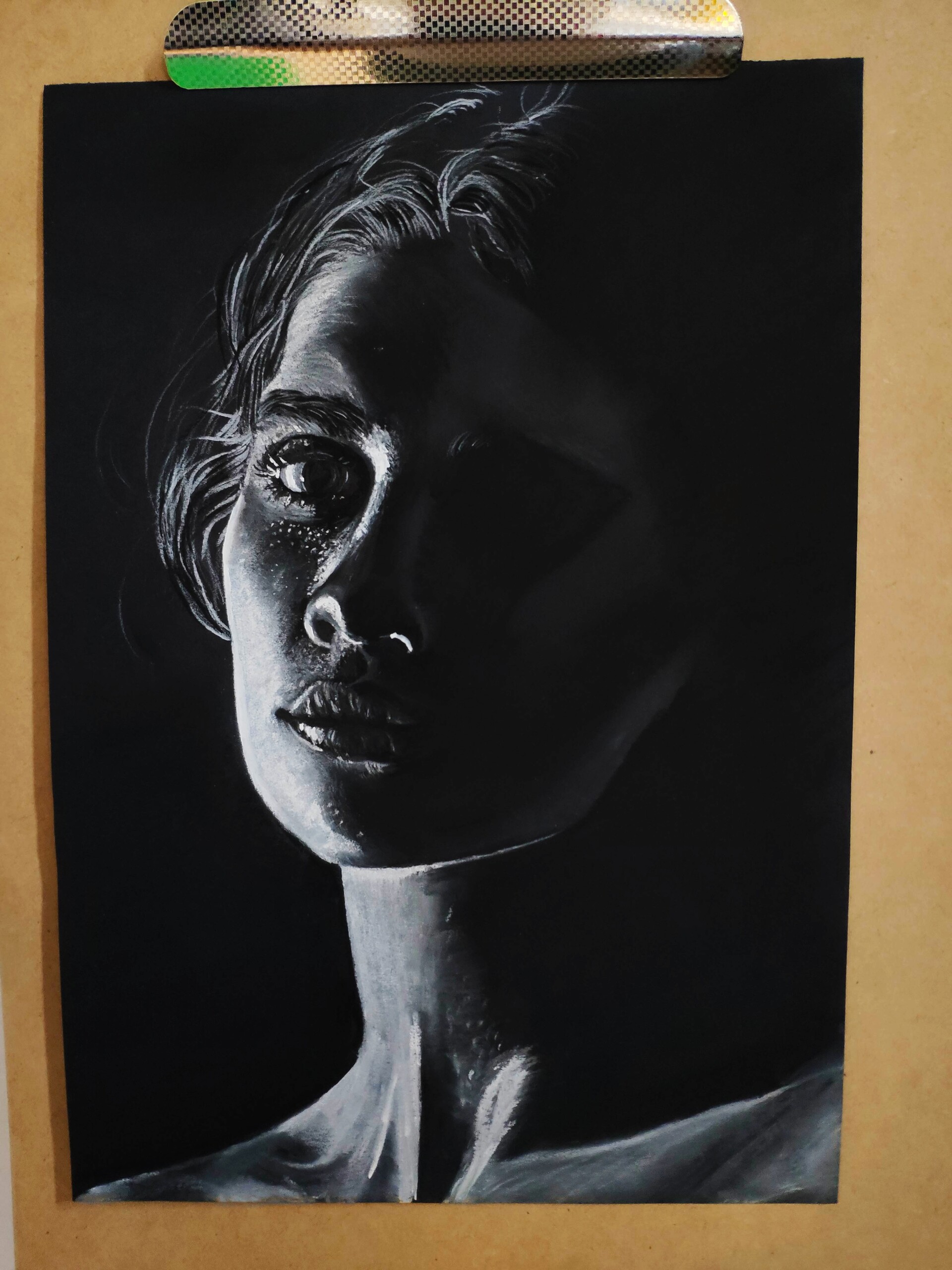 Manon L'Huillier - Clair obscure féminin