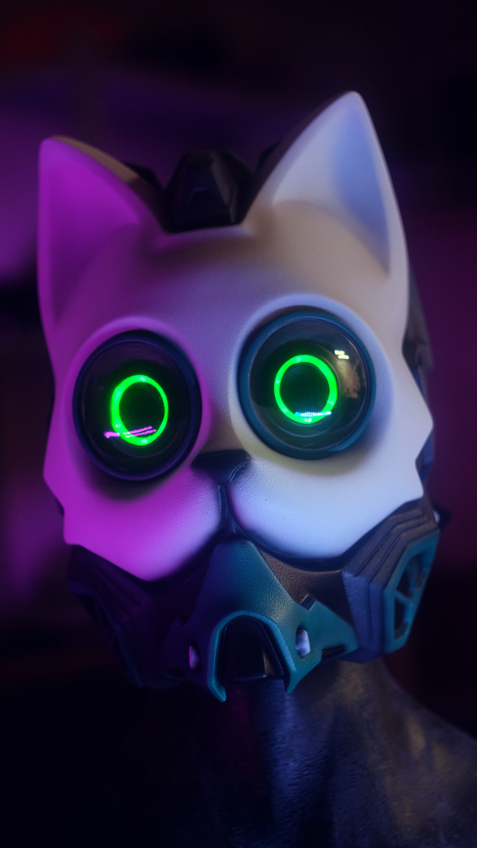 Ruslan Asanov - NeoNeko - cosplay mask project