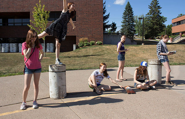 ArtStation - Clones Photoshop