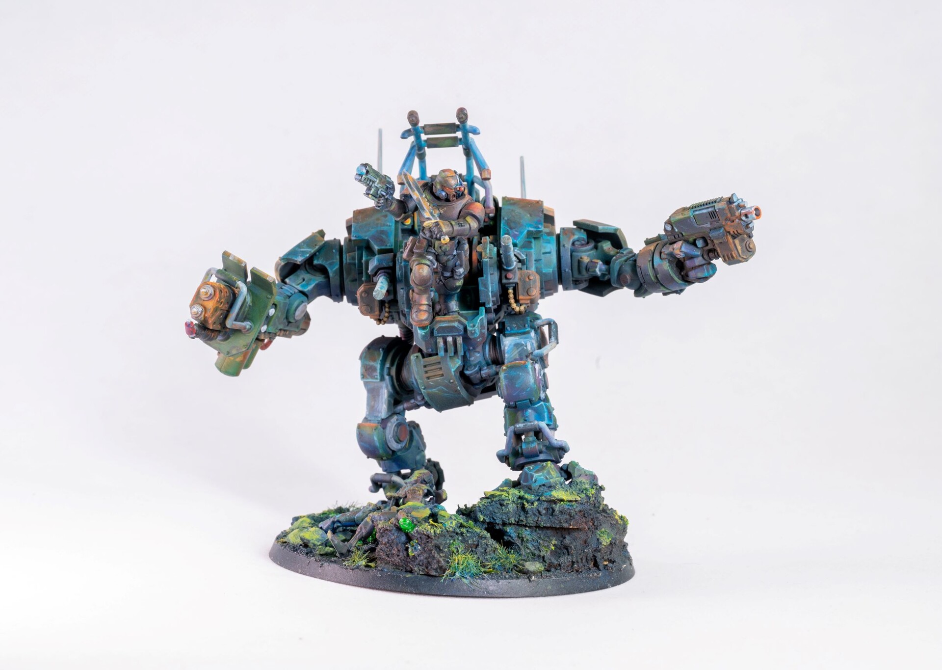 ArtStation - Warhammer 40k: invictor tactical warsuit miniature