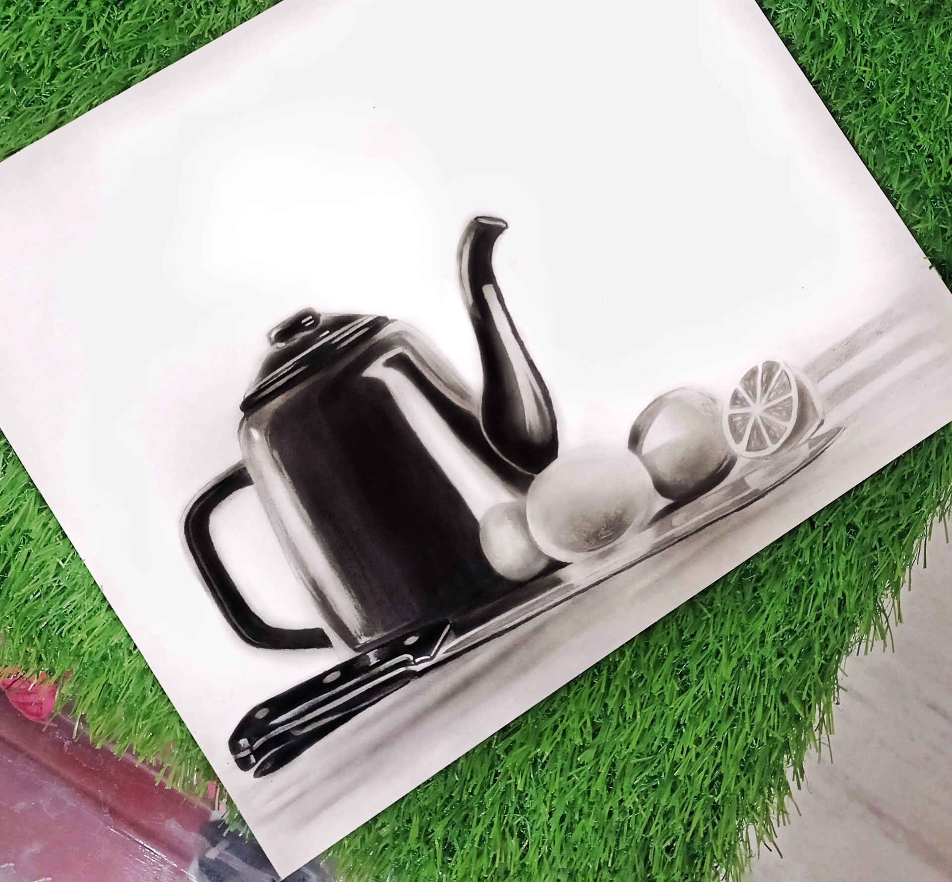 ArtStation - still life using charcoal pencil #stilllife #charcoal