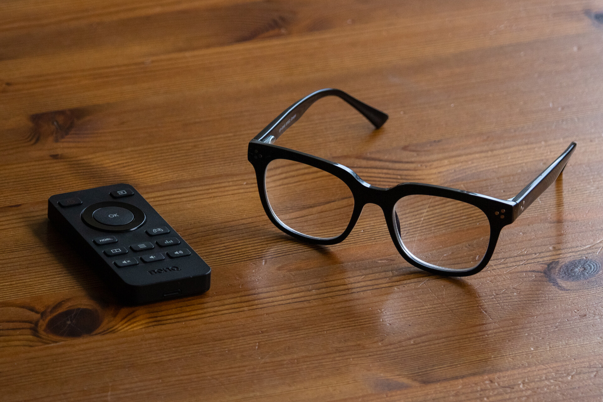 Simon Strasser - Bachelor thesis - Comparison between Substance 3D Painter, Quixel Mixer and ...