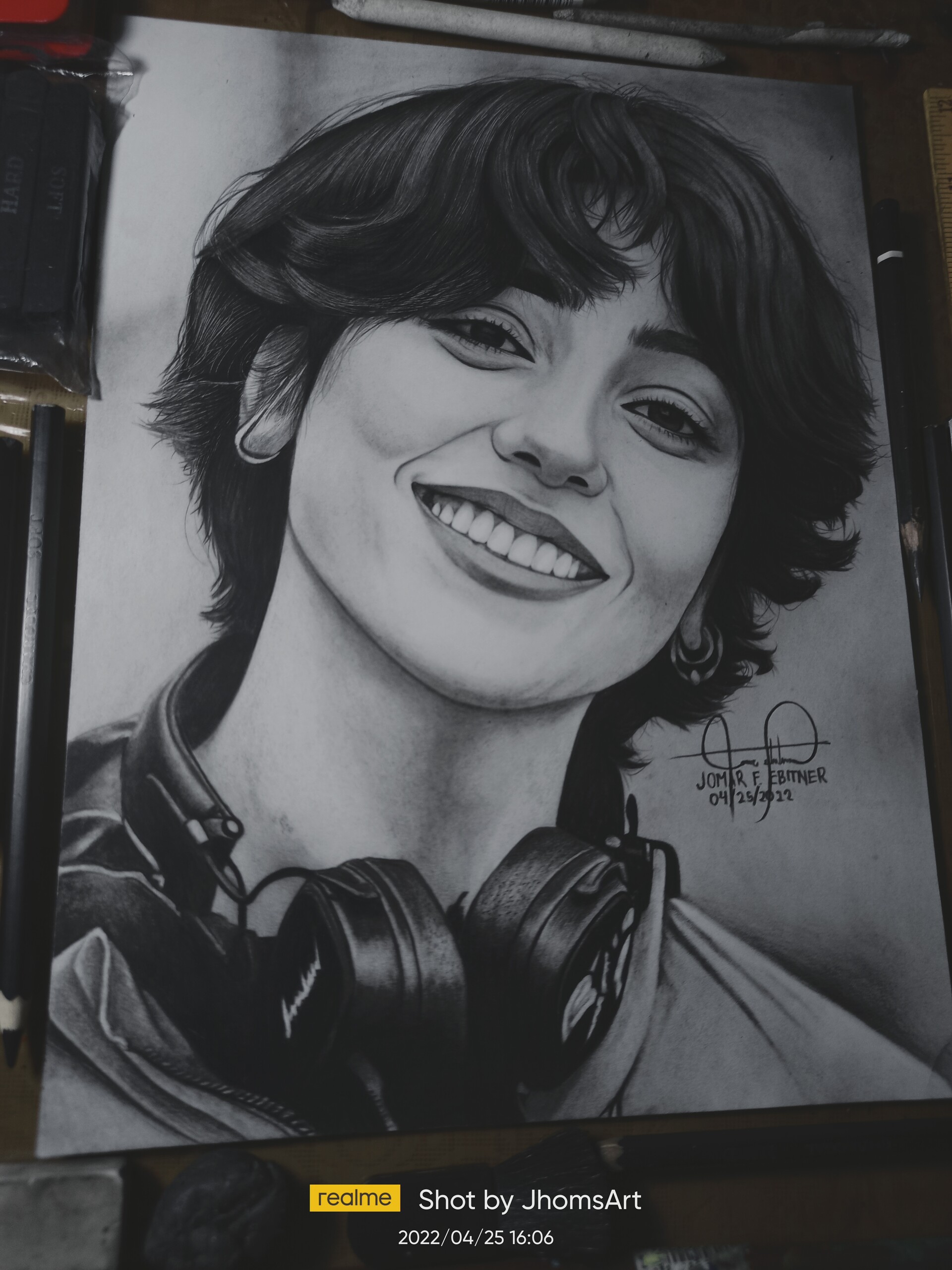 ArtStation - done P of gafarilo kyky using Charcoal pancil on work x paper