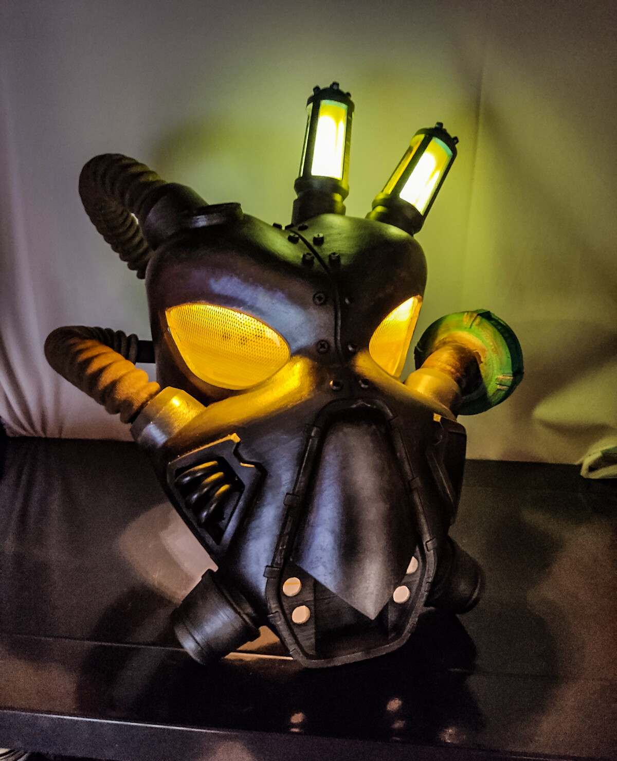 ArtStation - Fallout Tesla Helmet