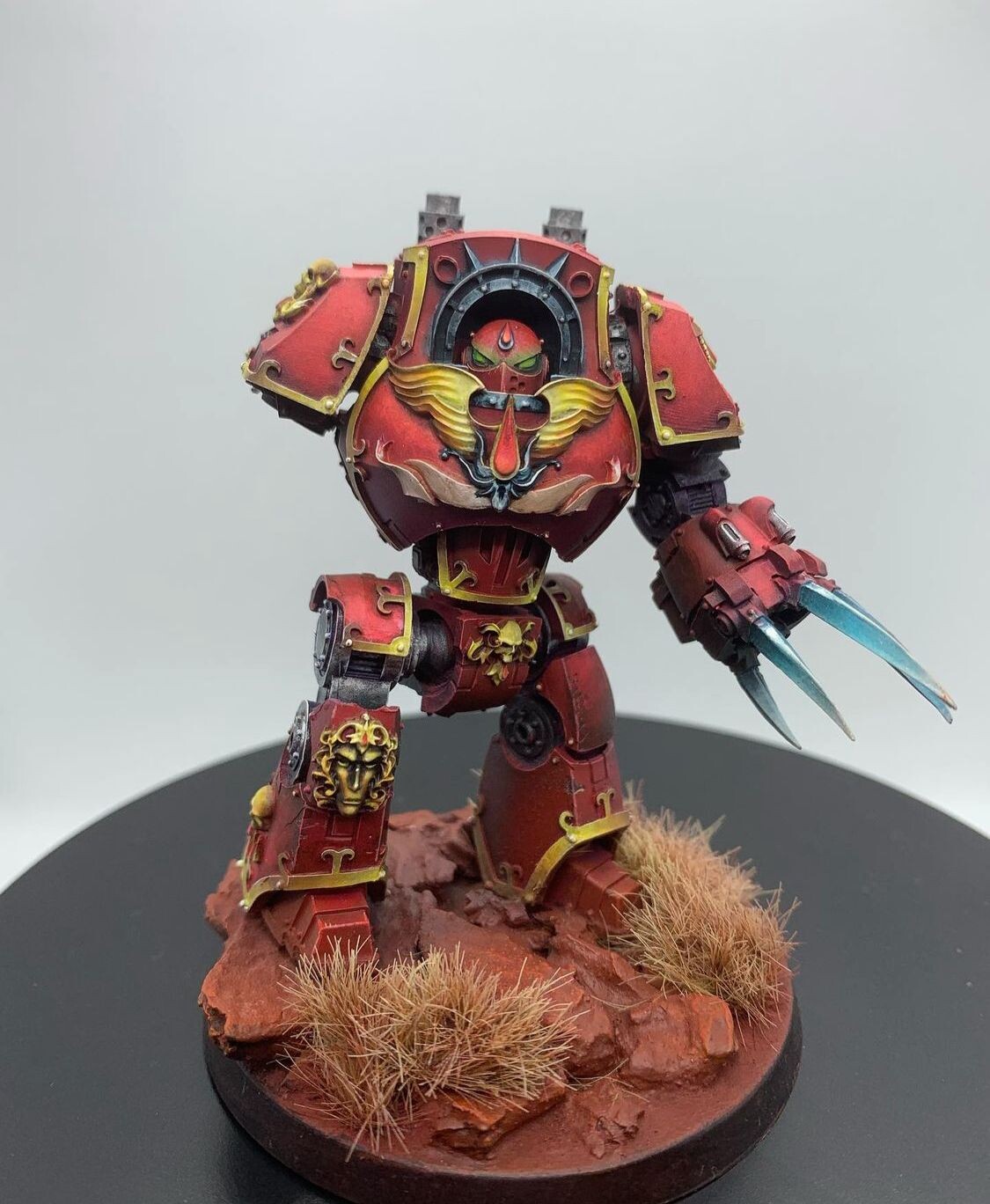 ArtStation - Blood Angels Contemptor Dreadnought one-armed