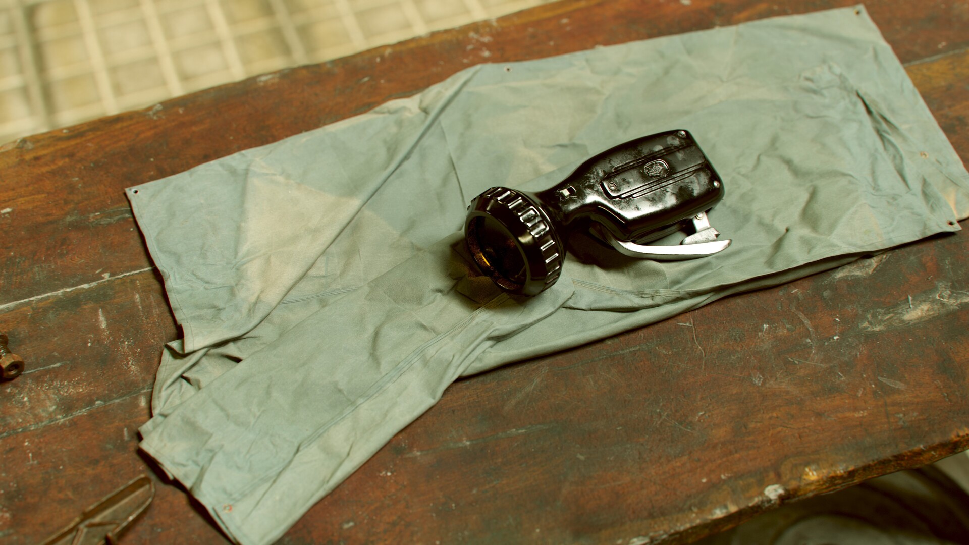 ArtStation - Retro Dynamo Flashlight