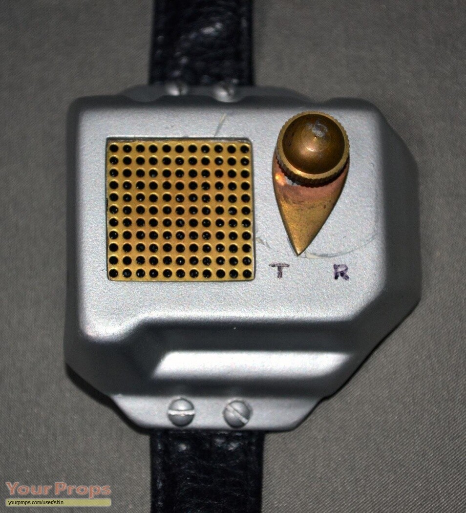 Daniel Korican Portfolio - Captain Proton Communicator Wip