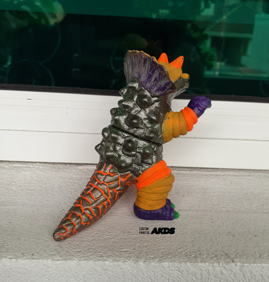 ArtStation - Custom Handpaint Art - REFURBISHED CLASSIC MONSTER TOY FIGURE