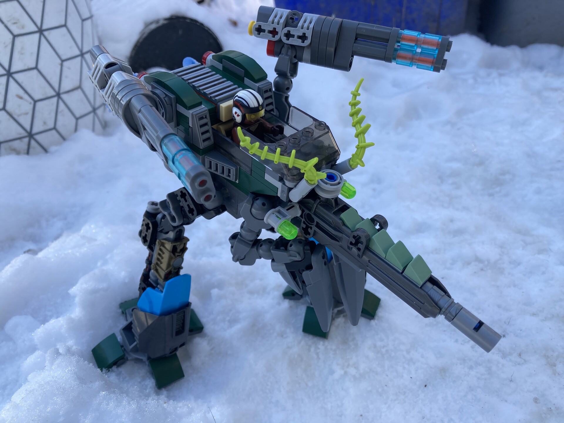 ArtStation - Var childs (jaga) tank walker