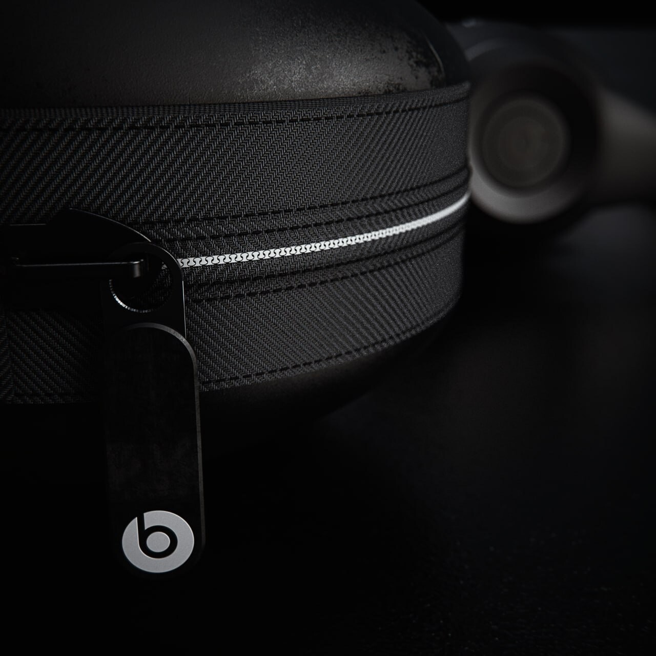 ArtStation - Beats Studio 3 Wireless Case Blk Concept