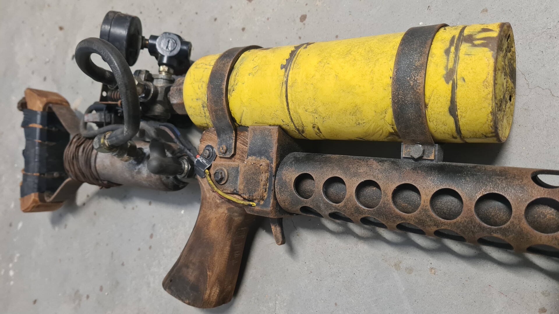 Scott McMaster - Wasteland spear gun