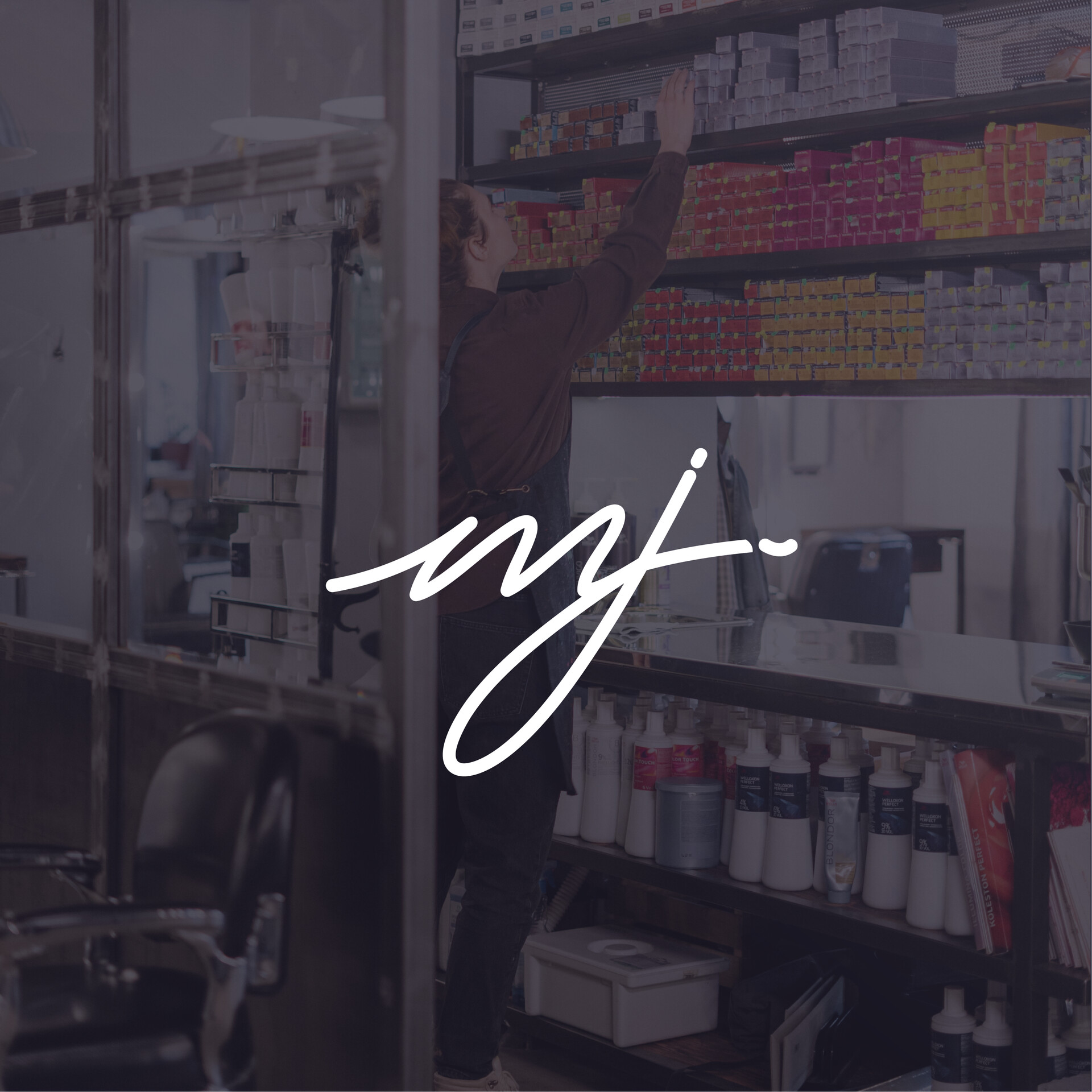 ArtStation - Mj isotipo