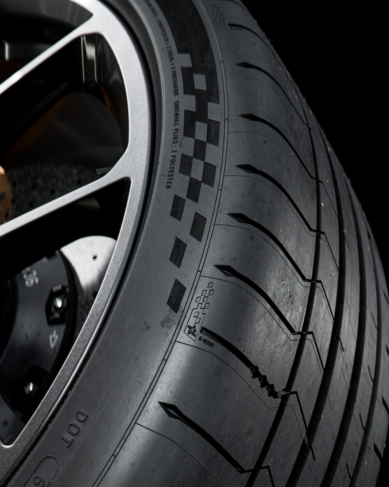Roman Tikhonov - MICHELIN® Pilot Sport S 5 • 255/35 ZR20 (97Y) • 300/AA ...