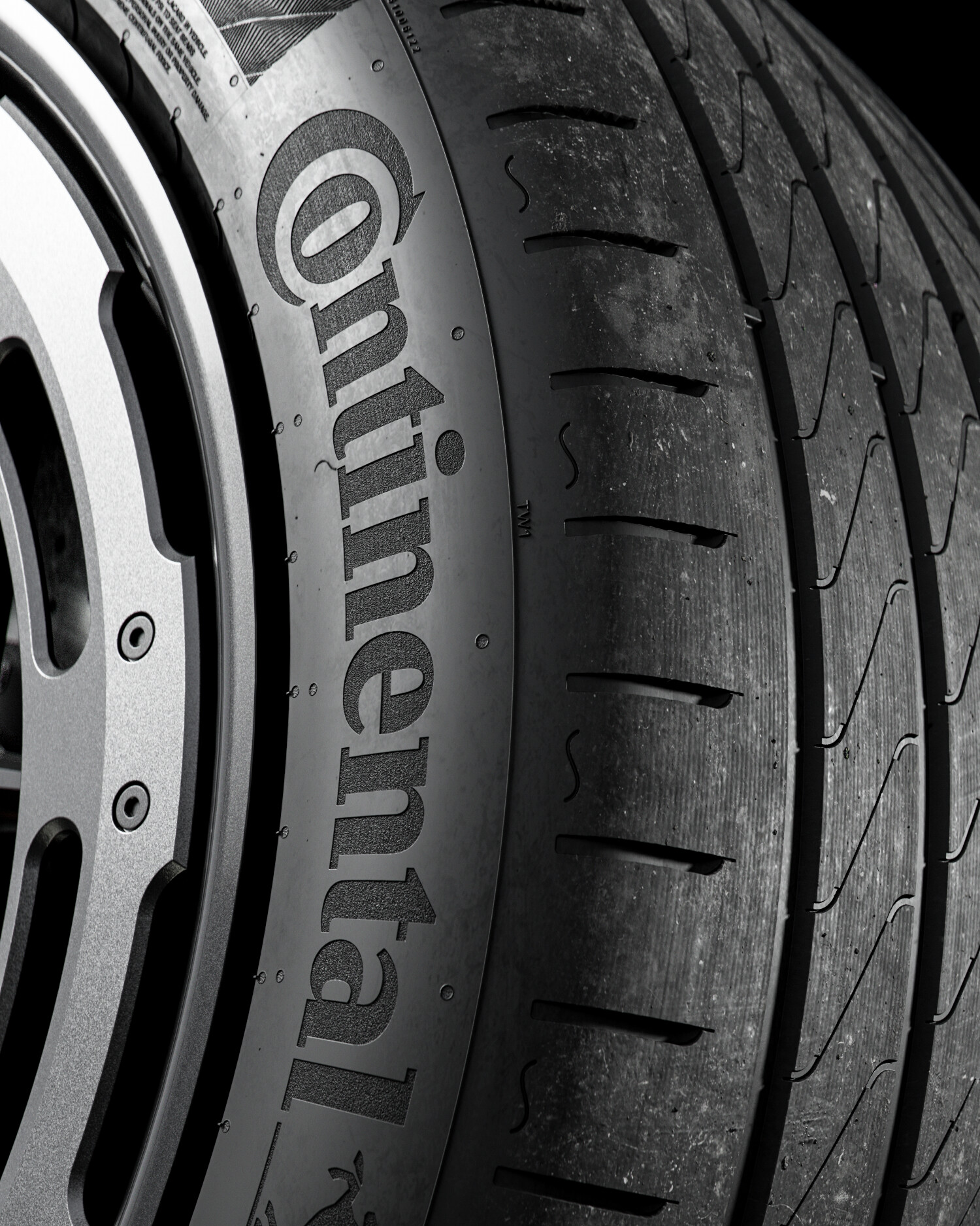 Roman Tikhonov - Continental PremiumContact™ C 285/45 R21 V XL (113V ...