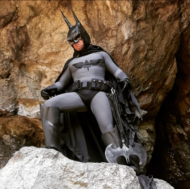 Monarch Batman - Monarch Batman enters The Cave