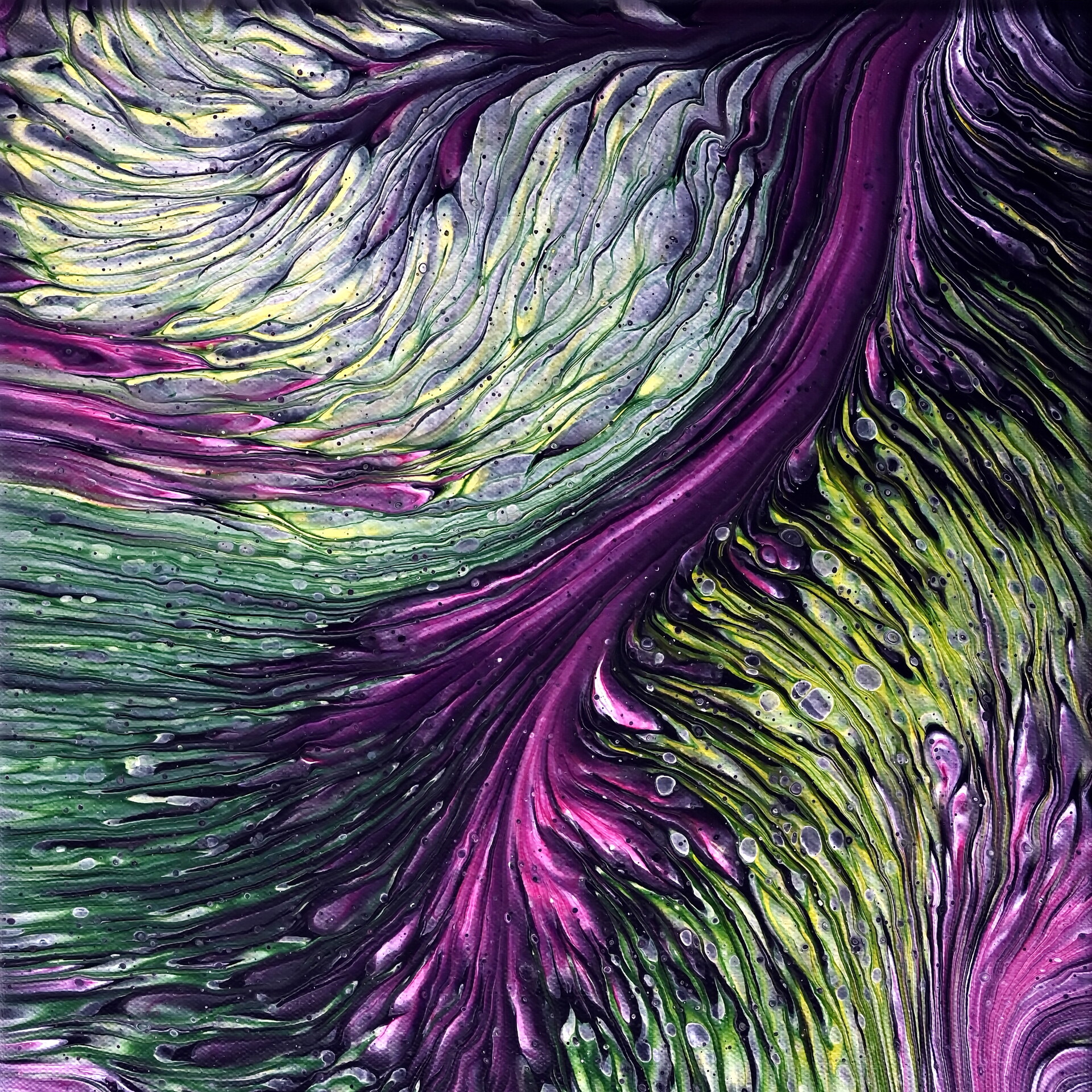 Fiona Art - Surprising Results: Purple and Green Split Cup Acrylic Pour ...